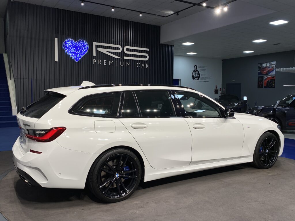 BMW M 340d xDrive TOURING - RS Premium Car | Venta de coches de alta gama