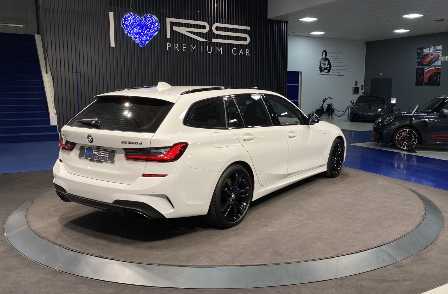BMW M 340d xDrive TOURING - RS Premium Car | Venta de coches de alta gama