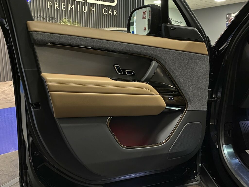 LR RANGE ROVER SPORT 3.0D TD6 AWD MHEV SE (NEW MODEL) - RS Premium Car ...