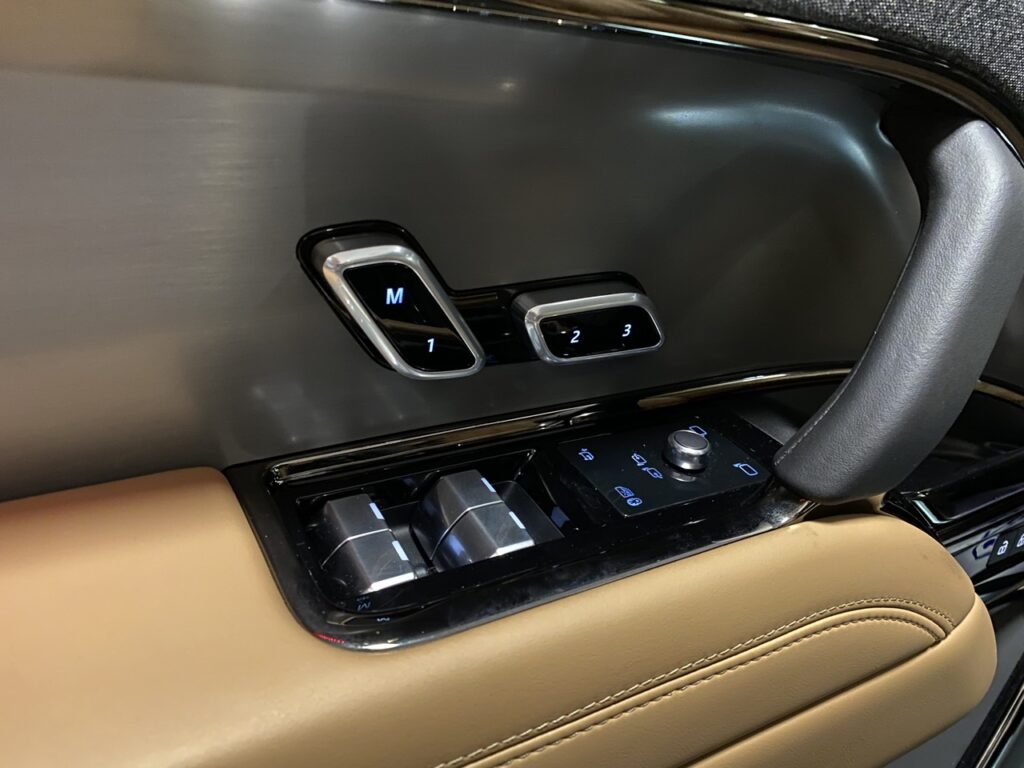 LR RANGE ROVER SPORT 3.0D TD6 AWD MHEV SE (NEW MODEL) - RS Premium Car ...